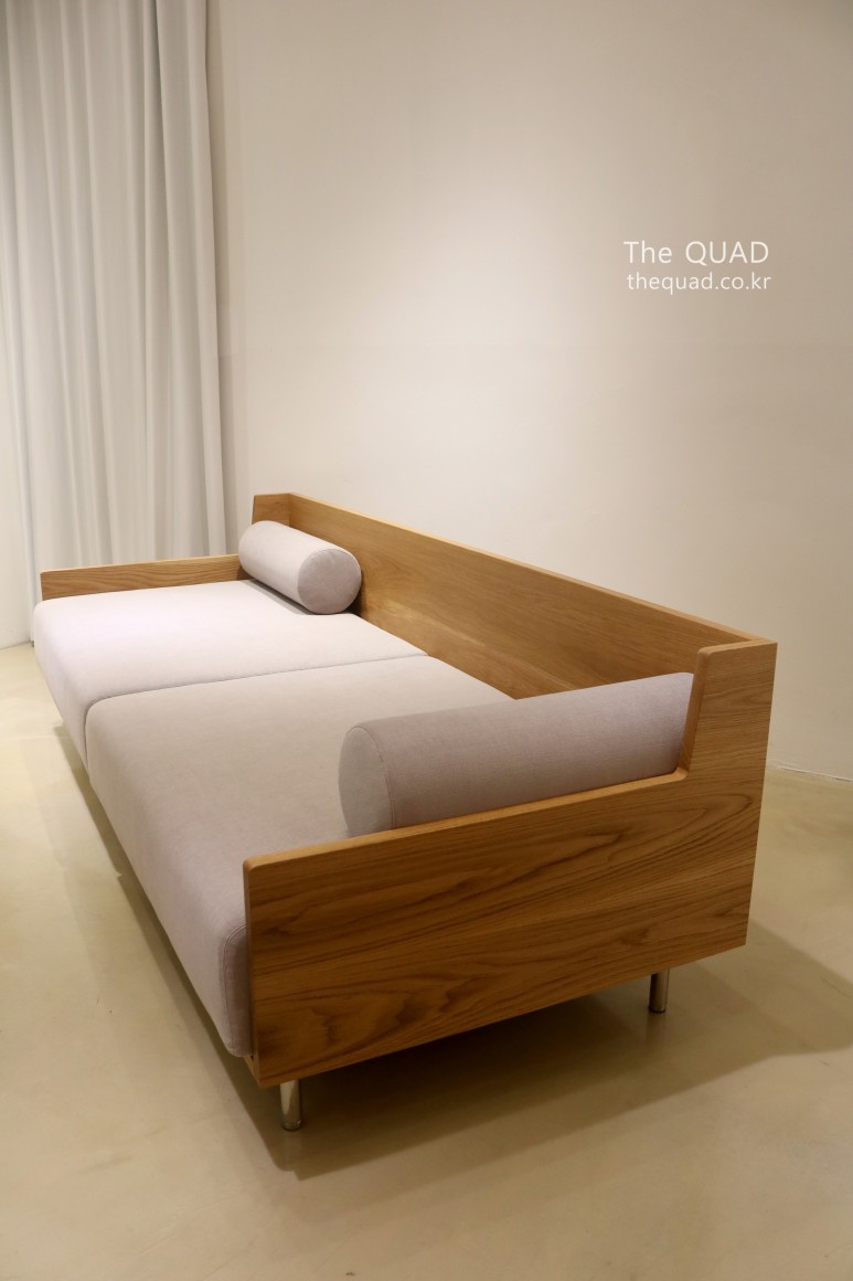 SF01 _ Rolling sofa - 더쿼드 우드웍스