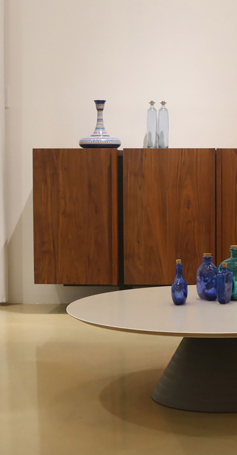 세련된 디자인 원목가구 - 더쿼드 우드웍스